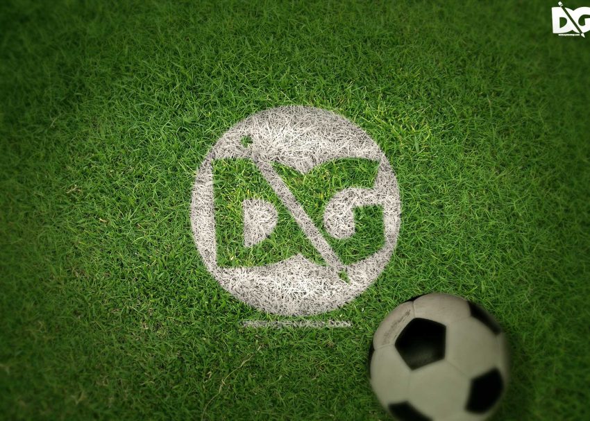 Free Grass Ground Logo Mock-up