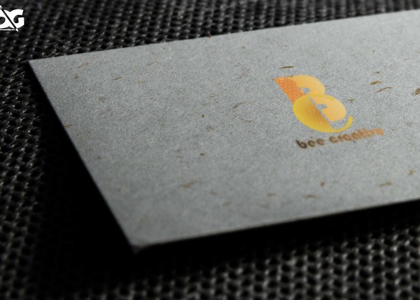 Free Tilt Paper Card PSD MockUp