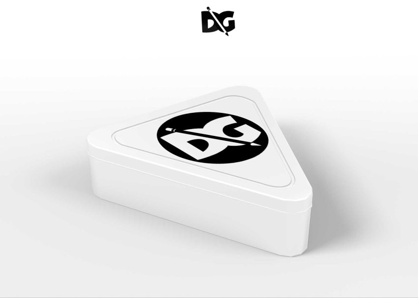 Free Triangle Can Packaging Mockup