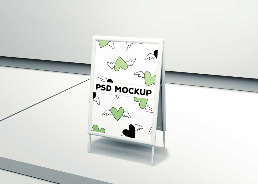 Free Road Side Banner Mockup